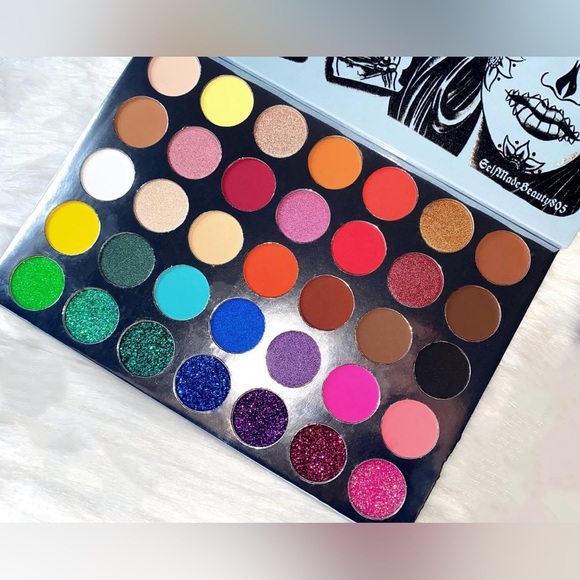 Self Made Beauty 805 | Makeup | Self Made Beauty 85 Cali Blue Eyeshadow ...